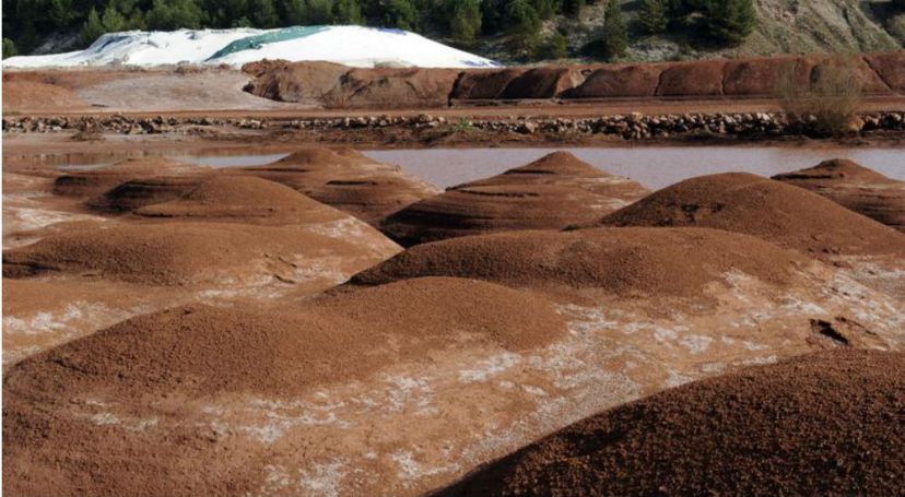 Scandale des boues rouges: des déchets toxiques déversés en toute ...